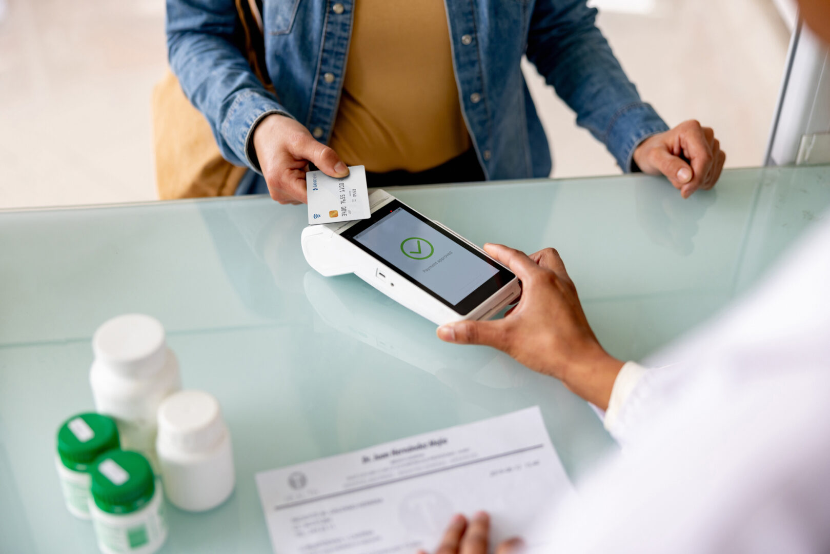 5 Benefits of Contactless Payments for the Healthcare Industry